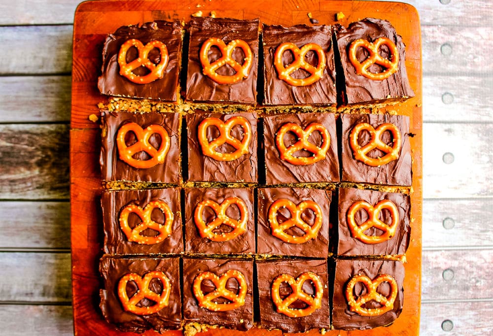 Chocolate Caramel Pretzel Bars | The BEST Pretzel Bars!