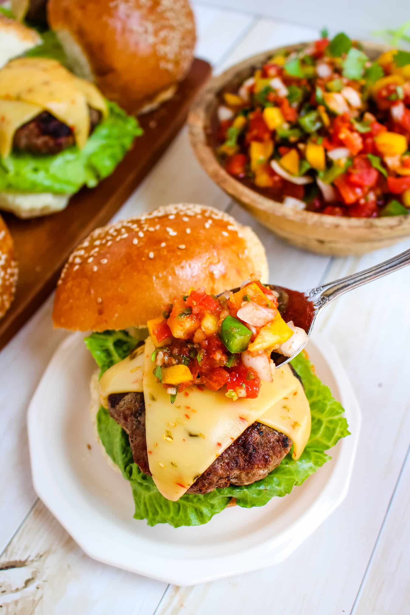 Juicy Salsa Burgers with Pepper Jack Cheese | Delightful E Made