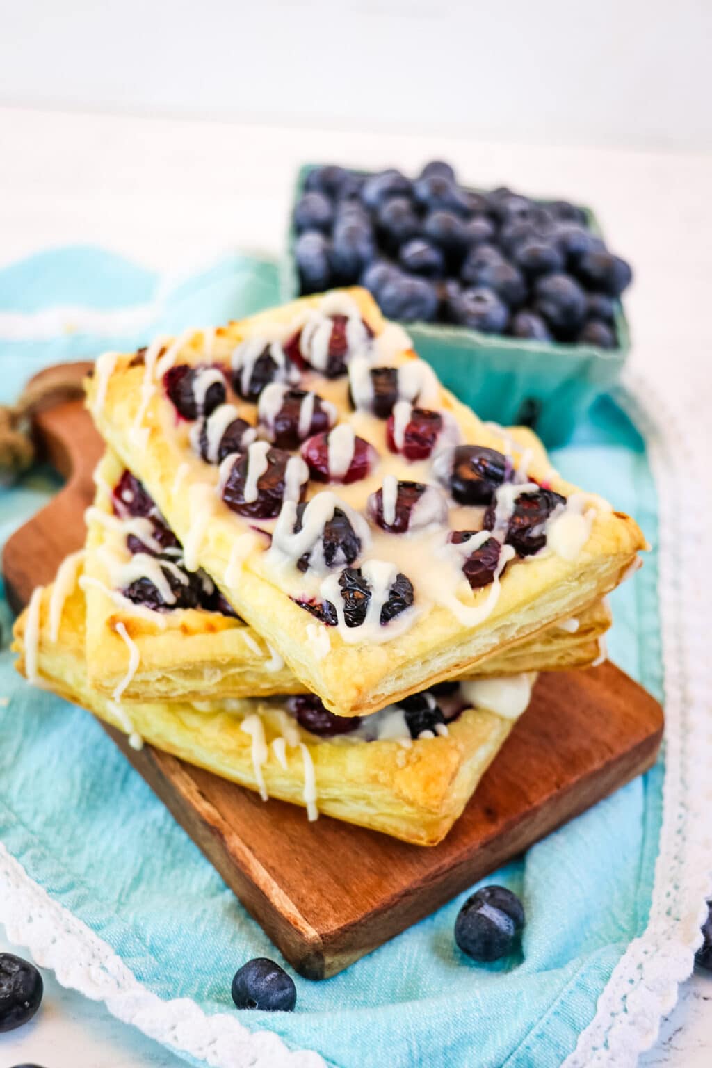 Easy Cream Cheese Blueberry Danish with just 5 Ingredients!