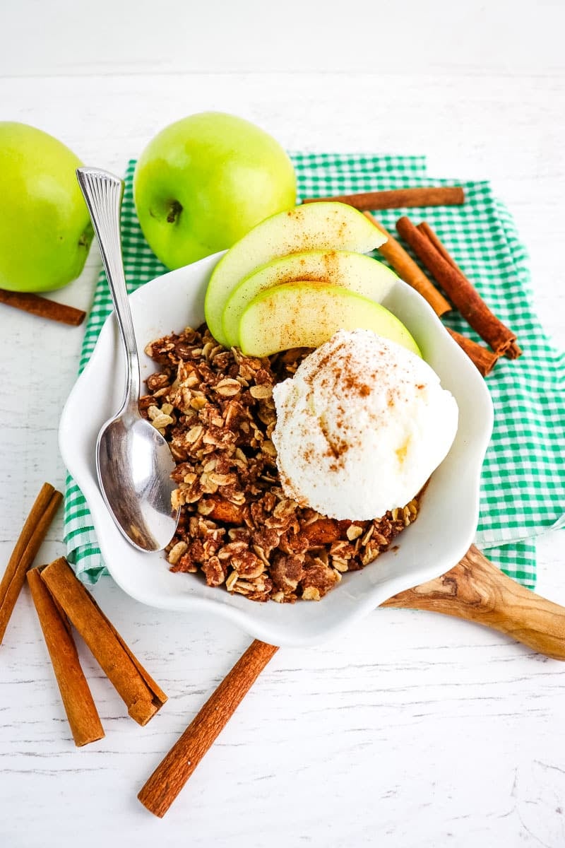 Single Serving Microwave Apple Crisp - Delightful E Made